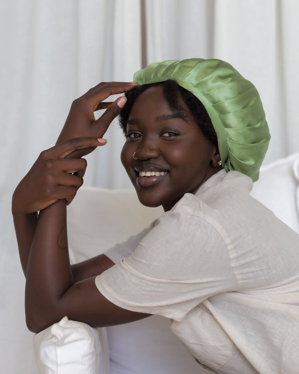 Silk Bonnet Magic: 17 Reasons Why Your Hair Needs One Now! – Strands of ...